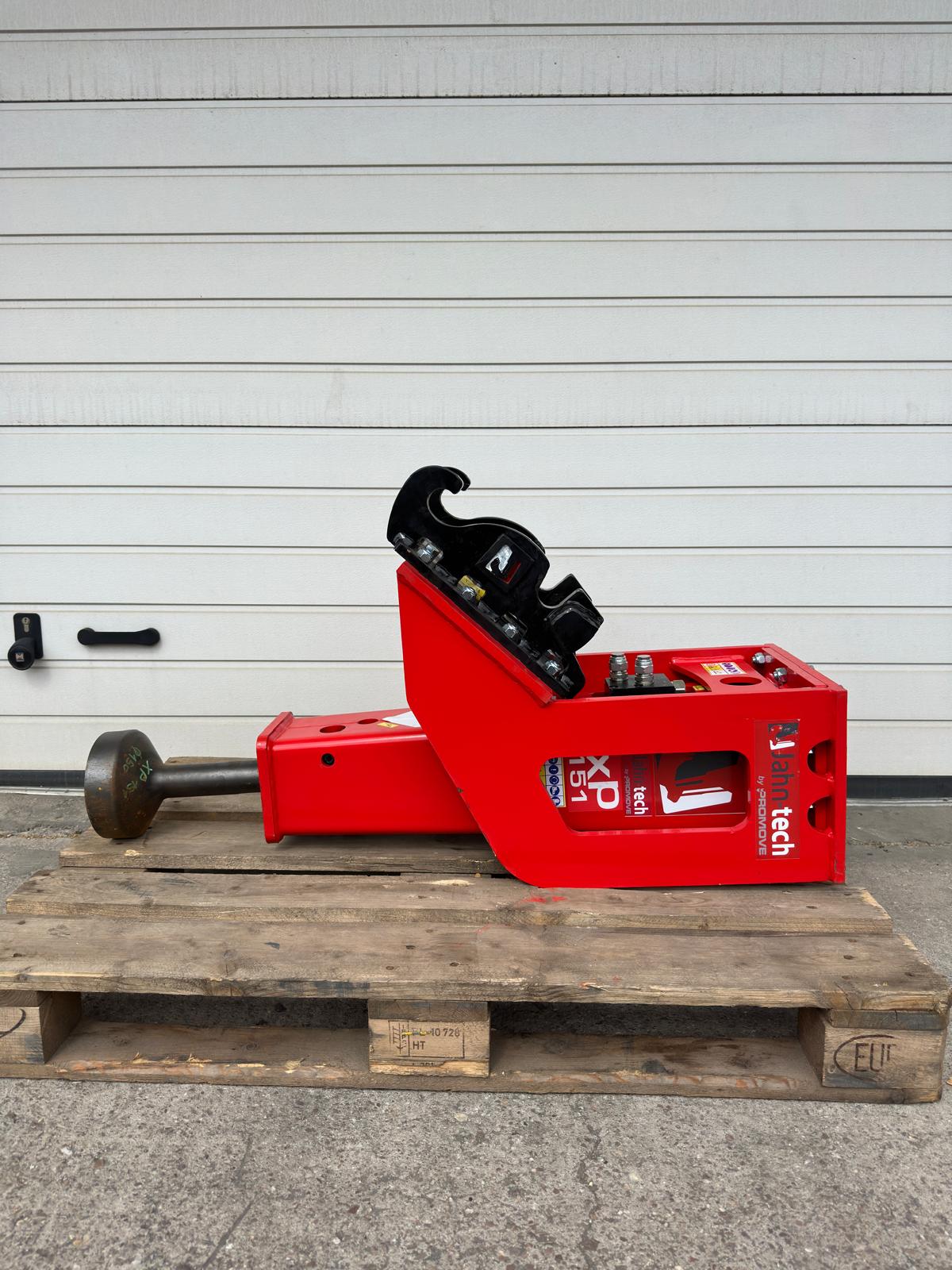 Brise roche XP151 avec kit enfonce piquet / cw05 / 1,8-4,0T - JahnLux